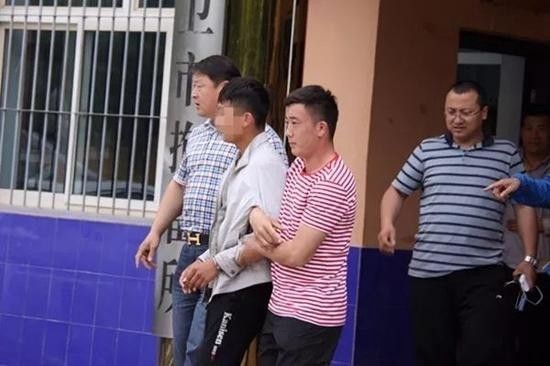 Чингис хааныг доромжилсон залууд нэг жилийн хорих ял оноожээ Өглөө мн