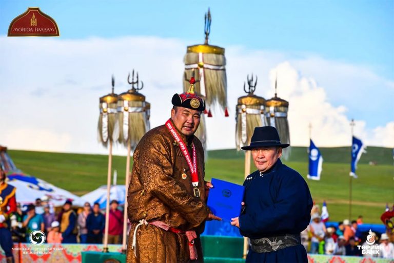 П Бүрэнтөгс “Улсын аварга” цол хүртлээ Өглөө мн