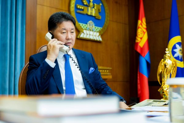 Ерөнхийлөгч У Хүрэлсүх БНХАУ ын дарга Ши Жиньпинд эмгэнэлийн цахилгаан